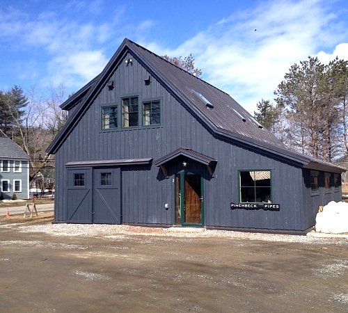 Jedco Builders installs Structural Insulated Panels.